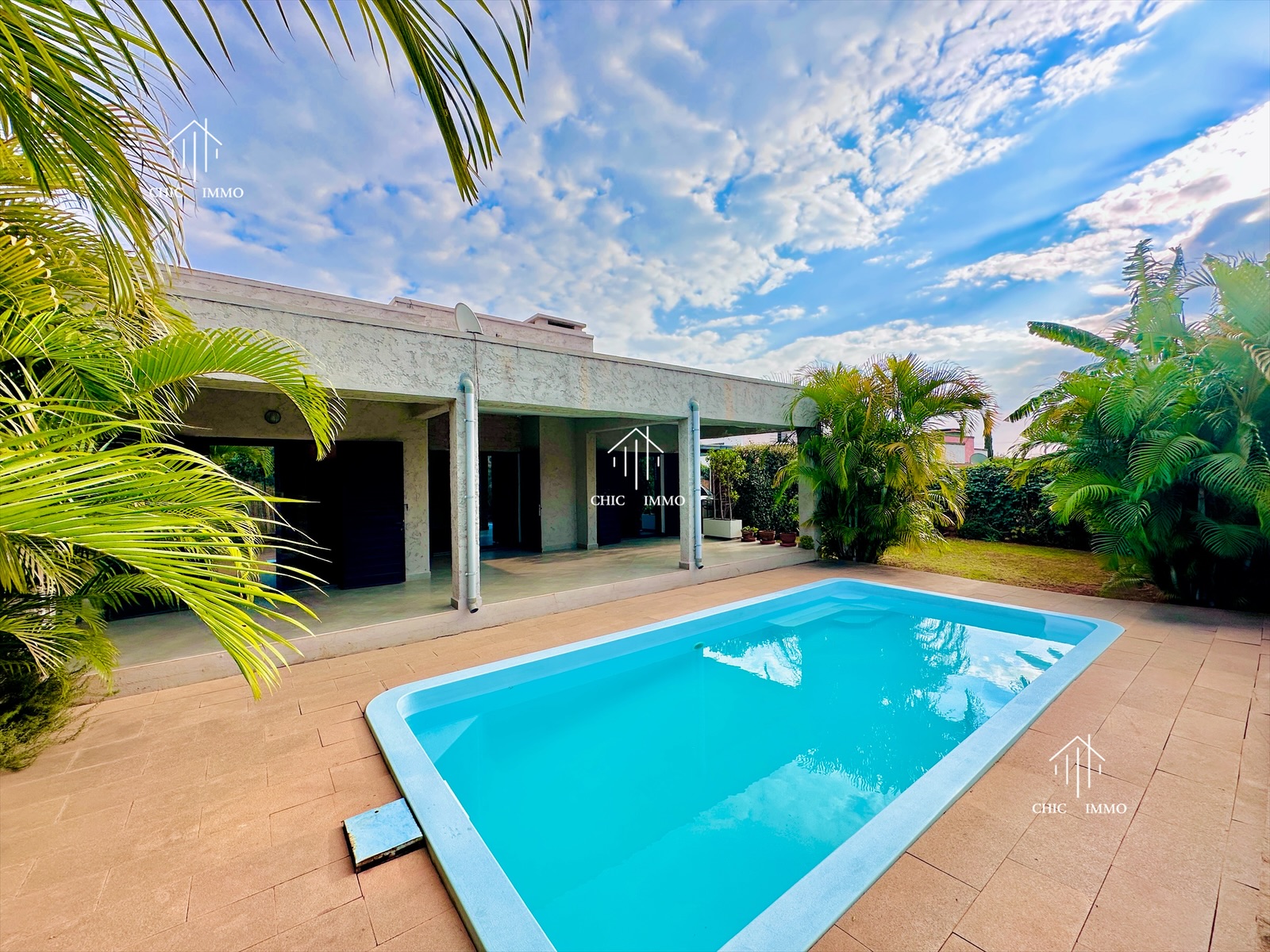 Villa basse F4 à Ambatobe - CHIC IMMO